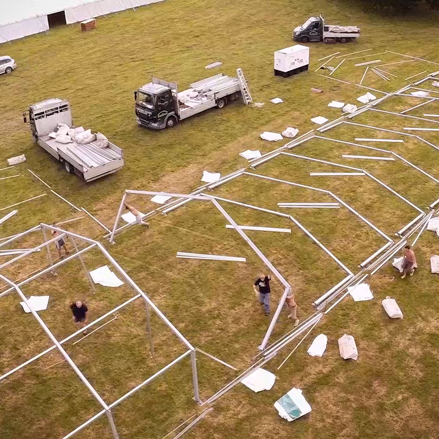 Setting up the Ellingham Show - Aerialview.info